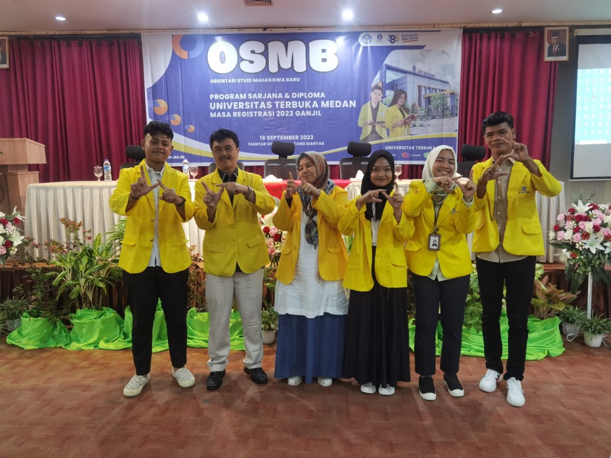 Langit Gelap Tidak Menyurutkan Langkah Mahasiswa Baru Wilayah ...