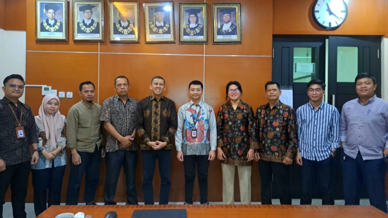 Contact – Website Official UT Medan